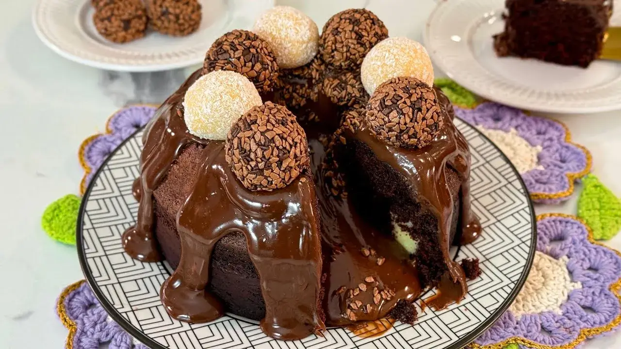 Bolo Prestígio Trufado: Receita Fofinha, Molhadinha e Cheia de Sabor